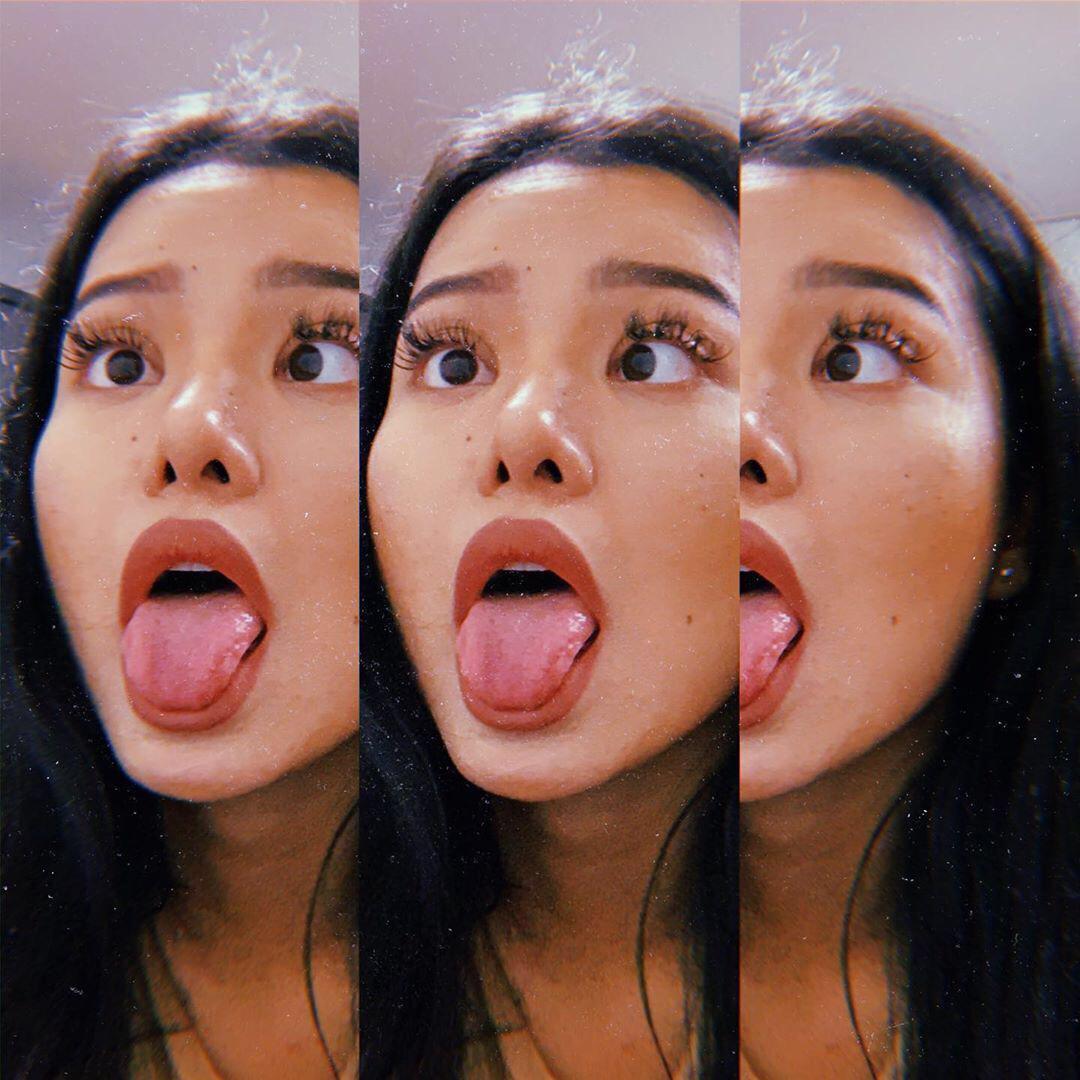 Ahegao Scrolller