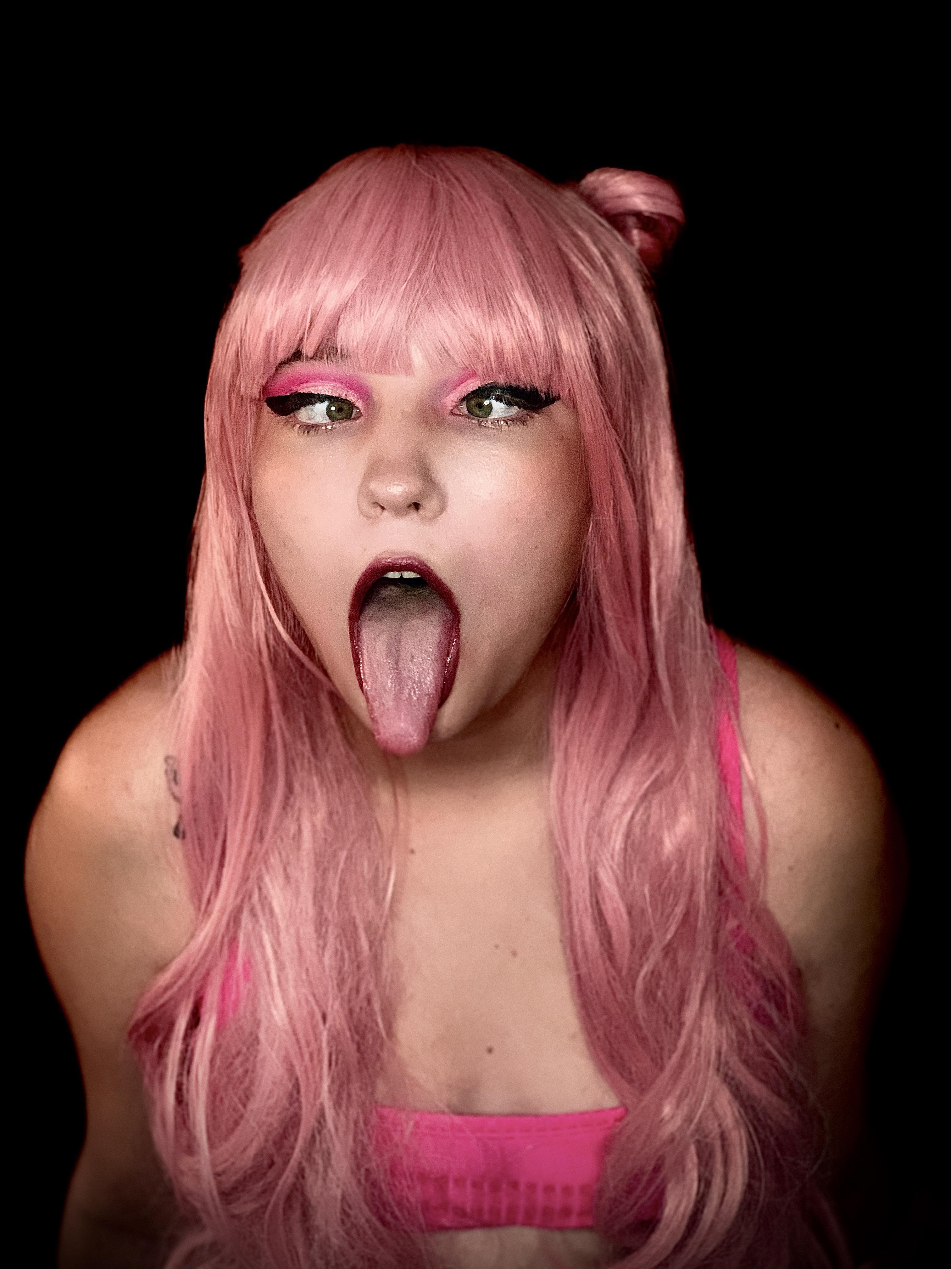Ahegao face | Scrolller