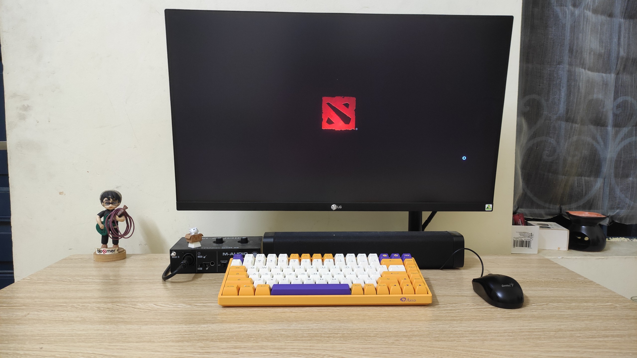 AKKO 3084 v2 ASA - Los Angeles w Dota 2 loading screen | Scrolller