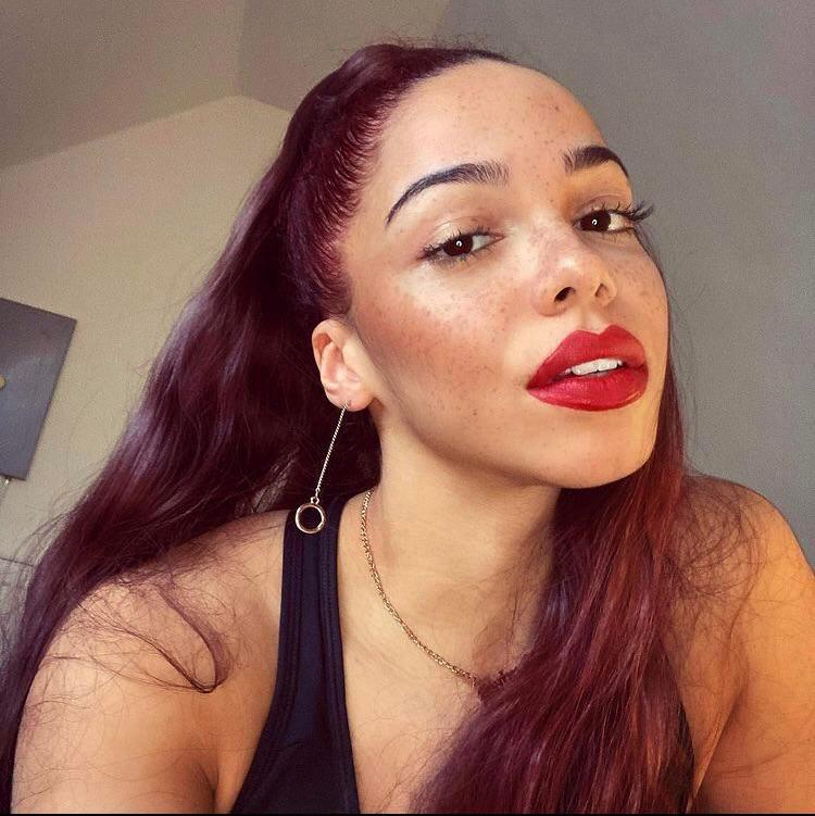 Aleah James | Scrolller