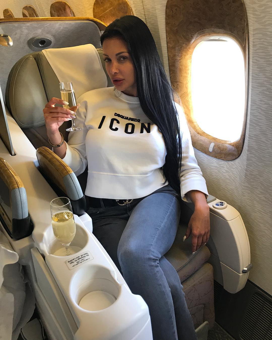 Aletta Ocean | Scrolller