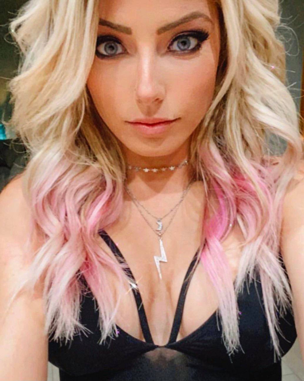 Alexa Bliss | Scrolller