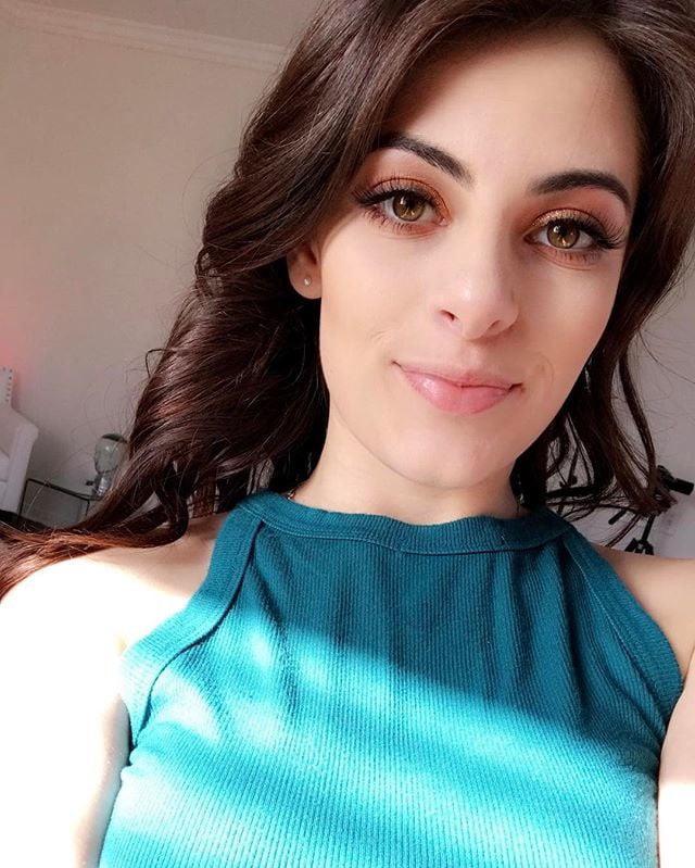 Alexa Pearl [irtr] | Scrolller