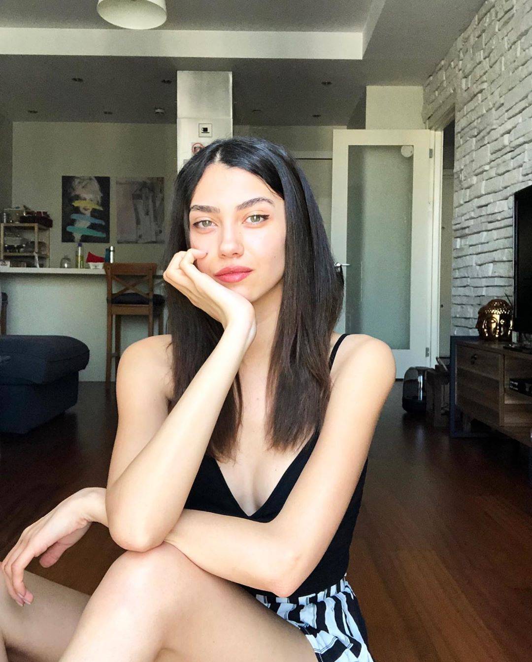 Aleyna Solaker | Scrolller