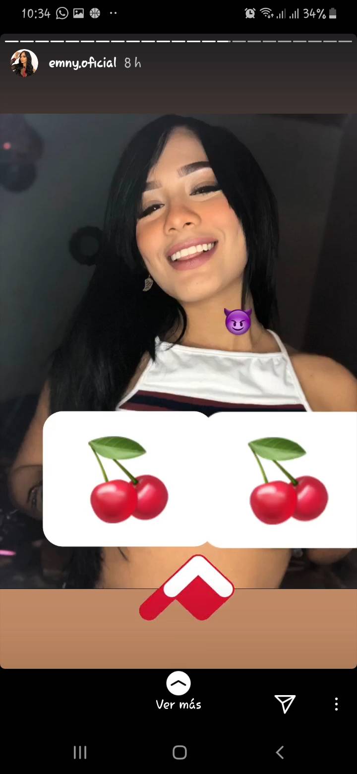 Alguien? | Scrolller