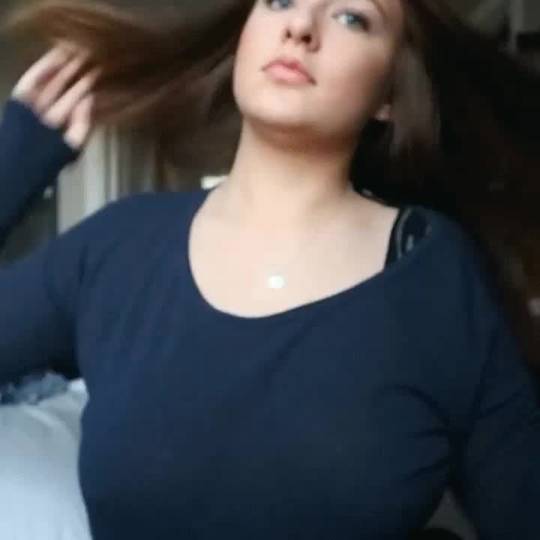 All dressed up | Scrolller