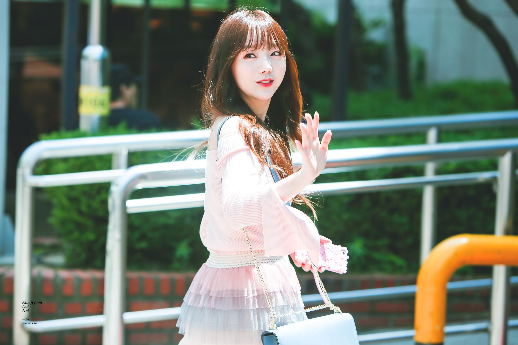 All pink Kei 🌸 | Scrolller