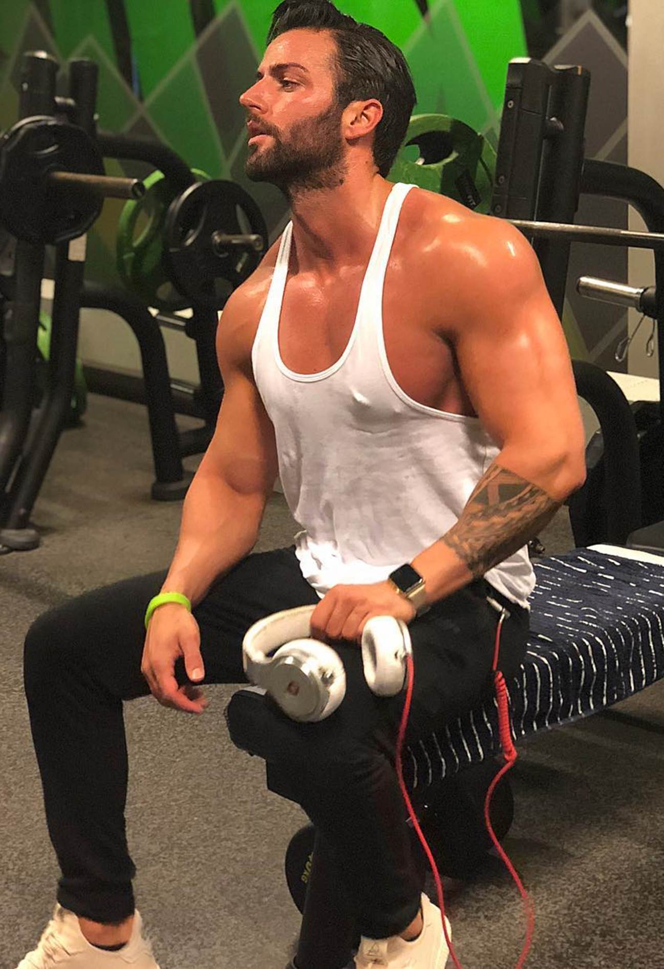 All sweaty and "Beats" | Scrolller