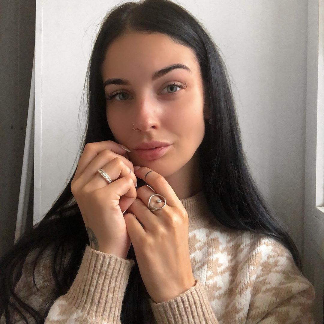 Alla Berger [irtr] | Scrolller