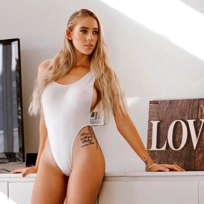 Ally J Wilkinson | Scrolller