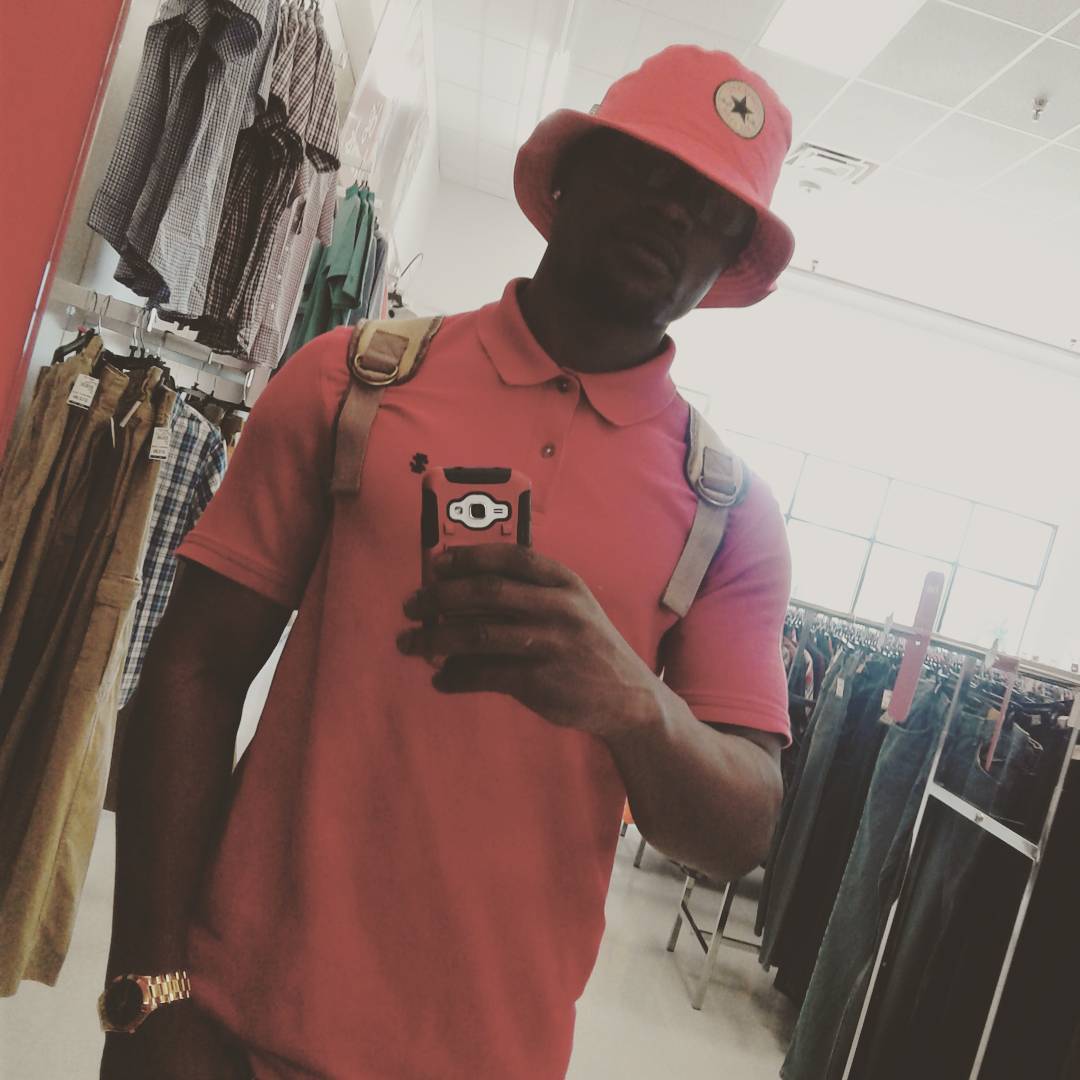 Chuck bucket. | Scrolller