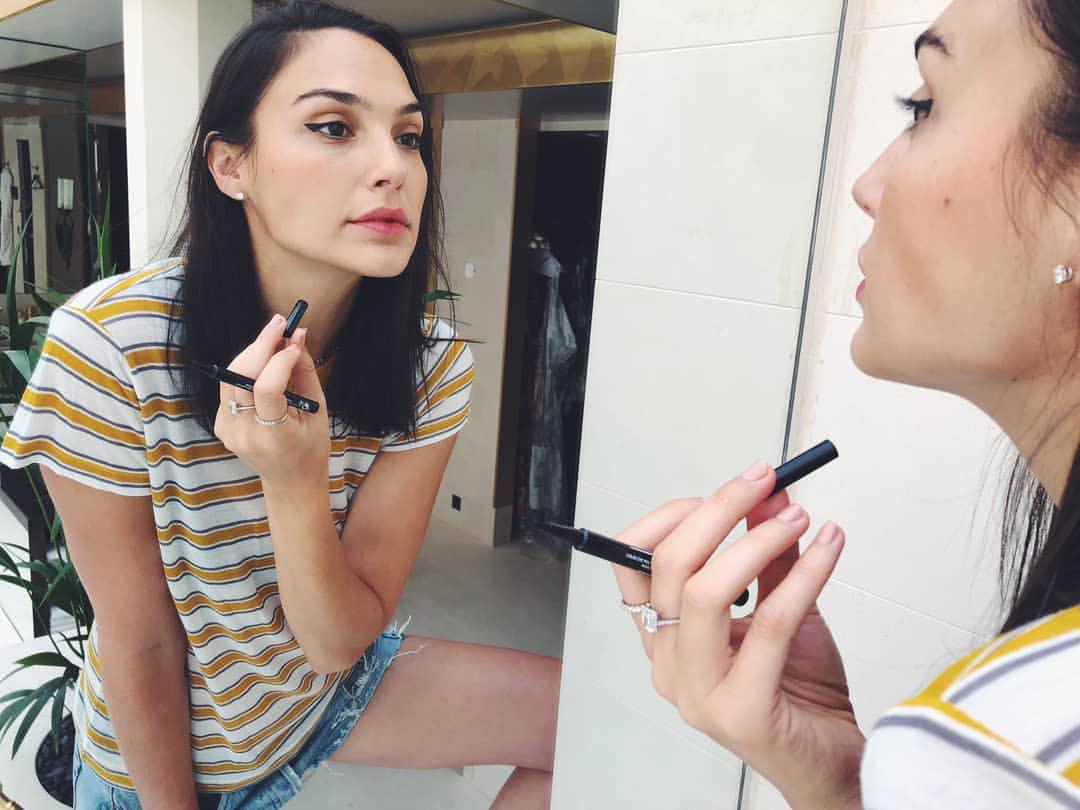 always worshipping The One True Goddess Gal Gadot | Scrolller