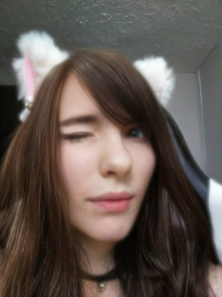 Am I a good kitty?~ | Scrolller