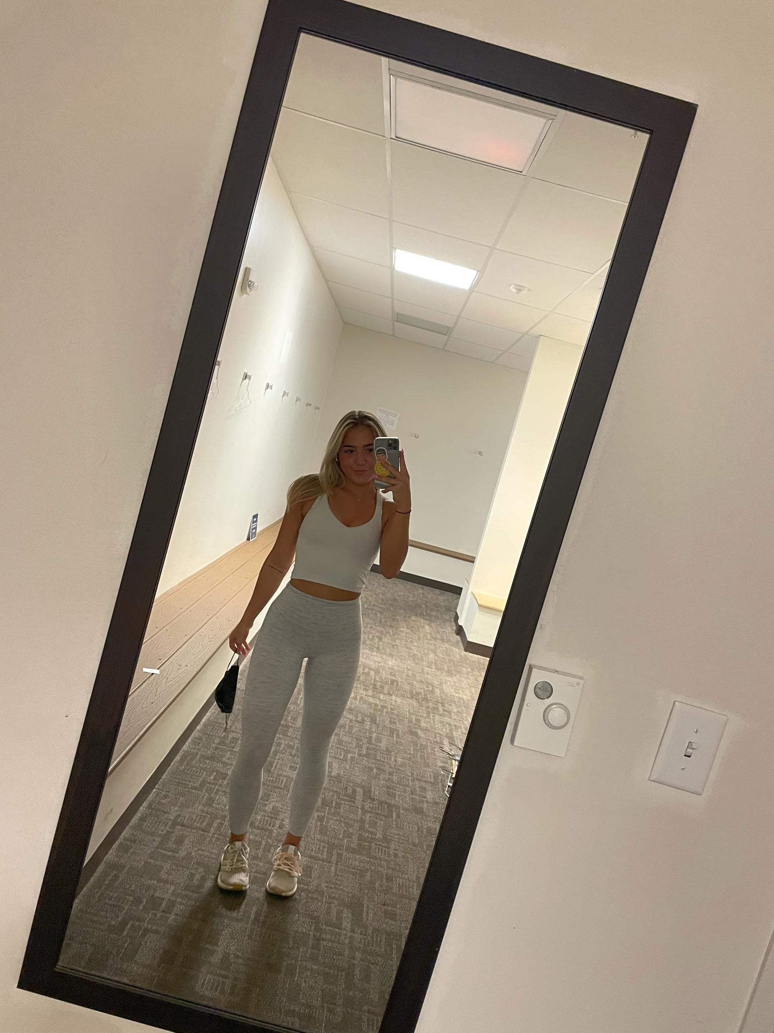 Am I breeding material 🙈 | Scrolller