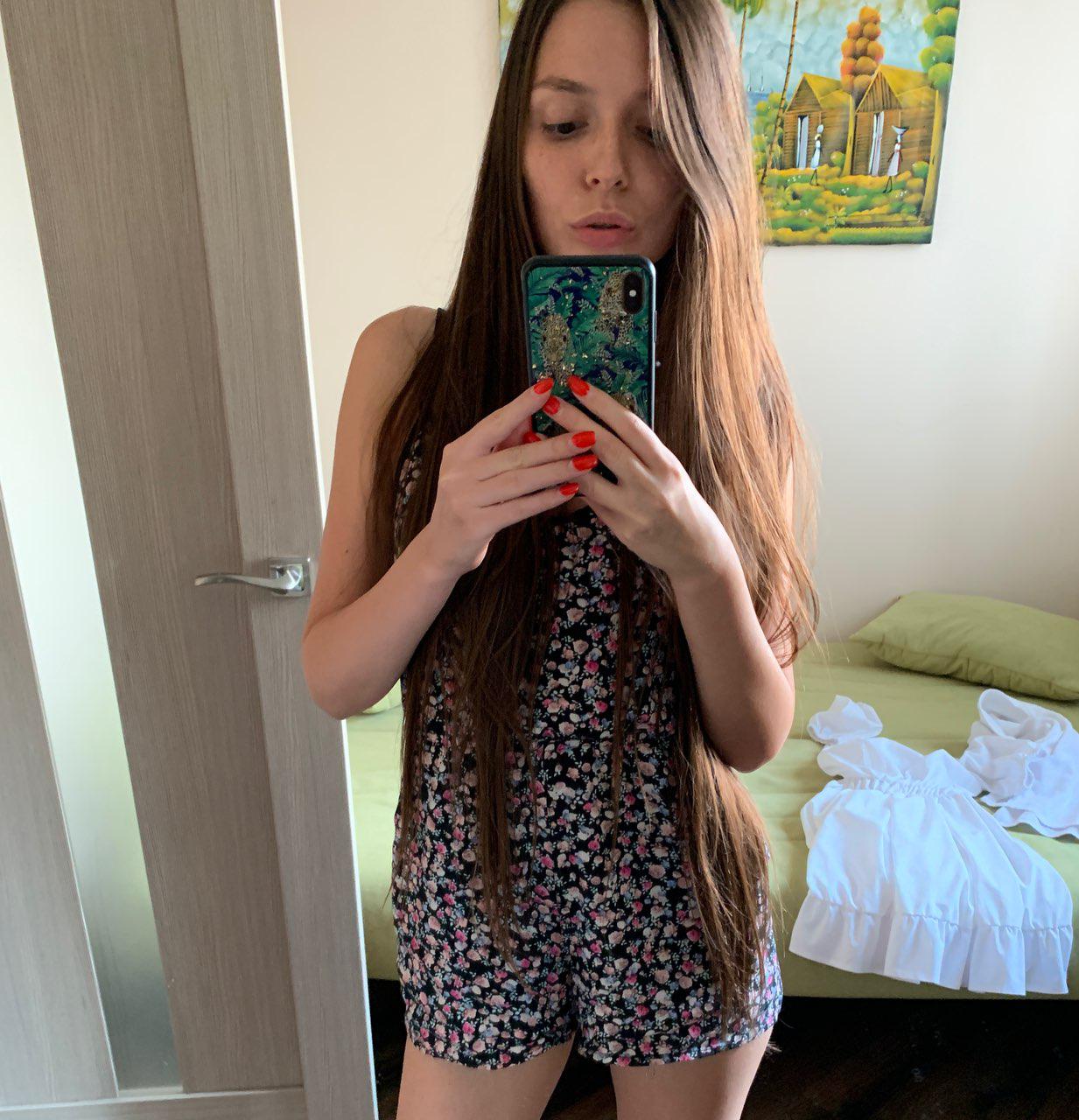 Am I Cute? [No Filter / No Make-Up] | Scrolller