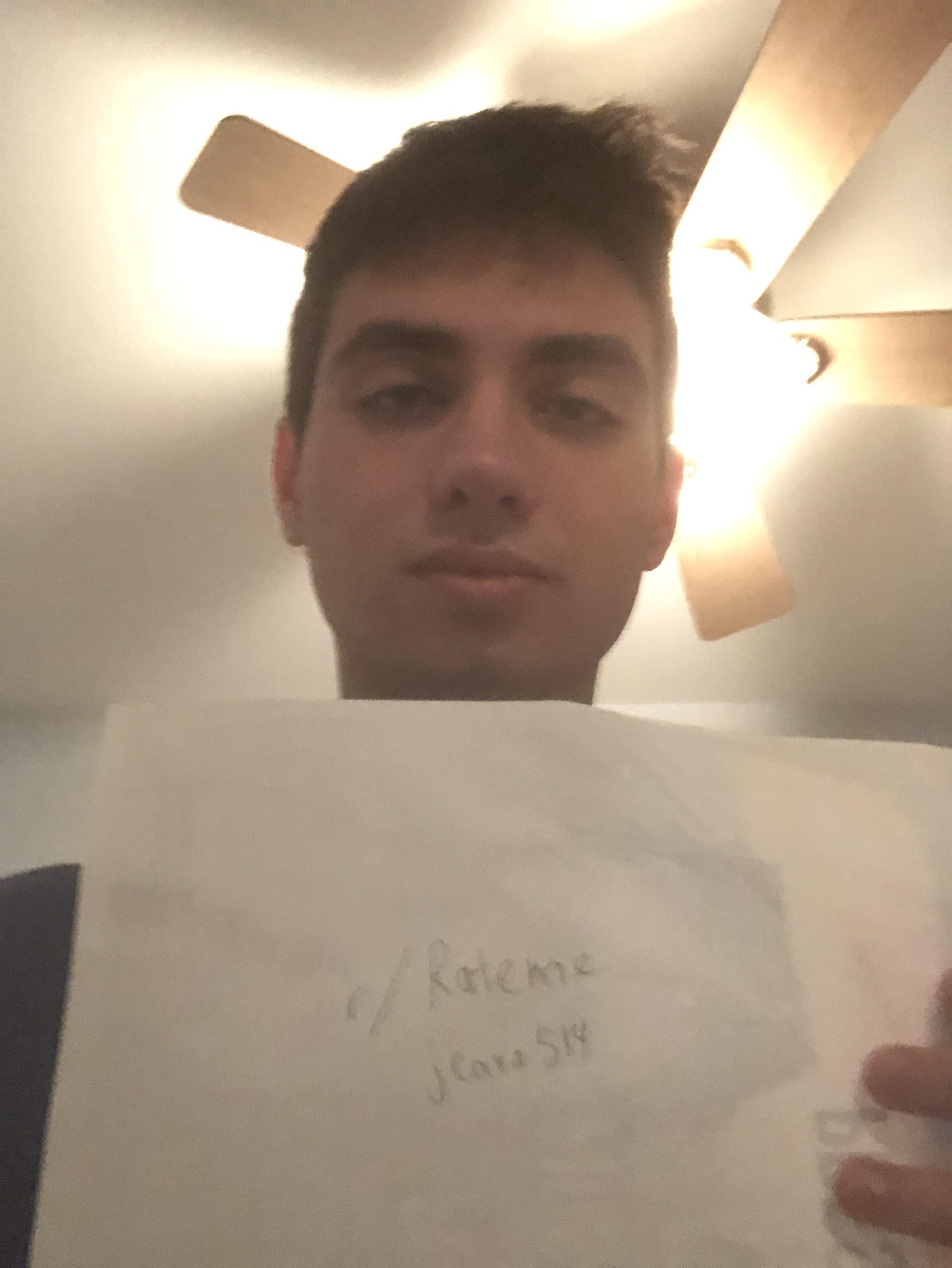 Am I honestly unattractive? [M18] | Scrolller