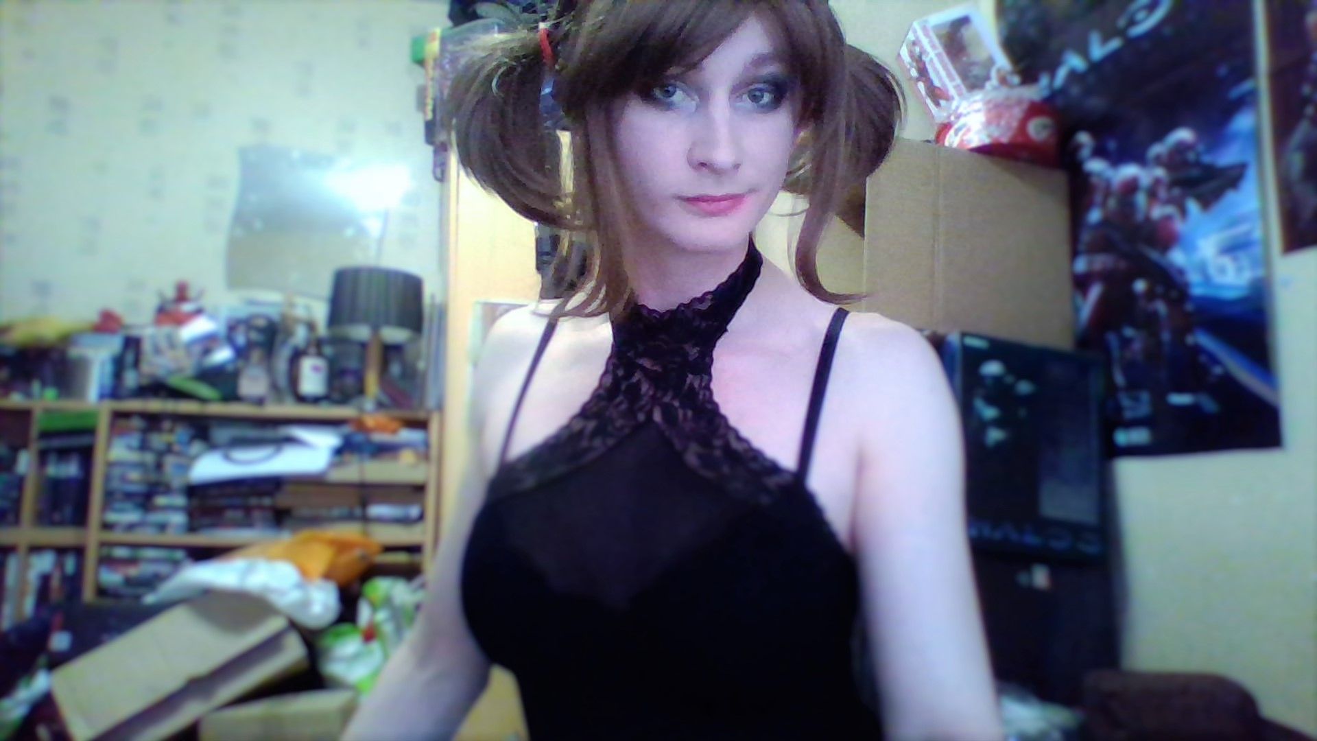 Am I trap worthy? ;-; | Scrolller