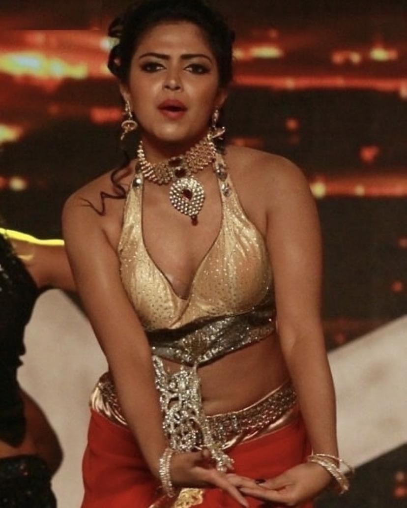 Amala Paul | Scrolller