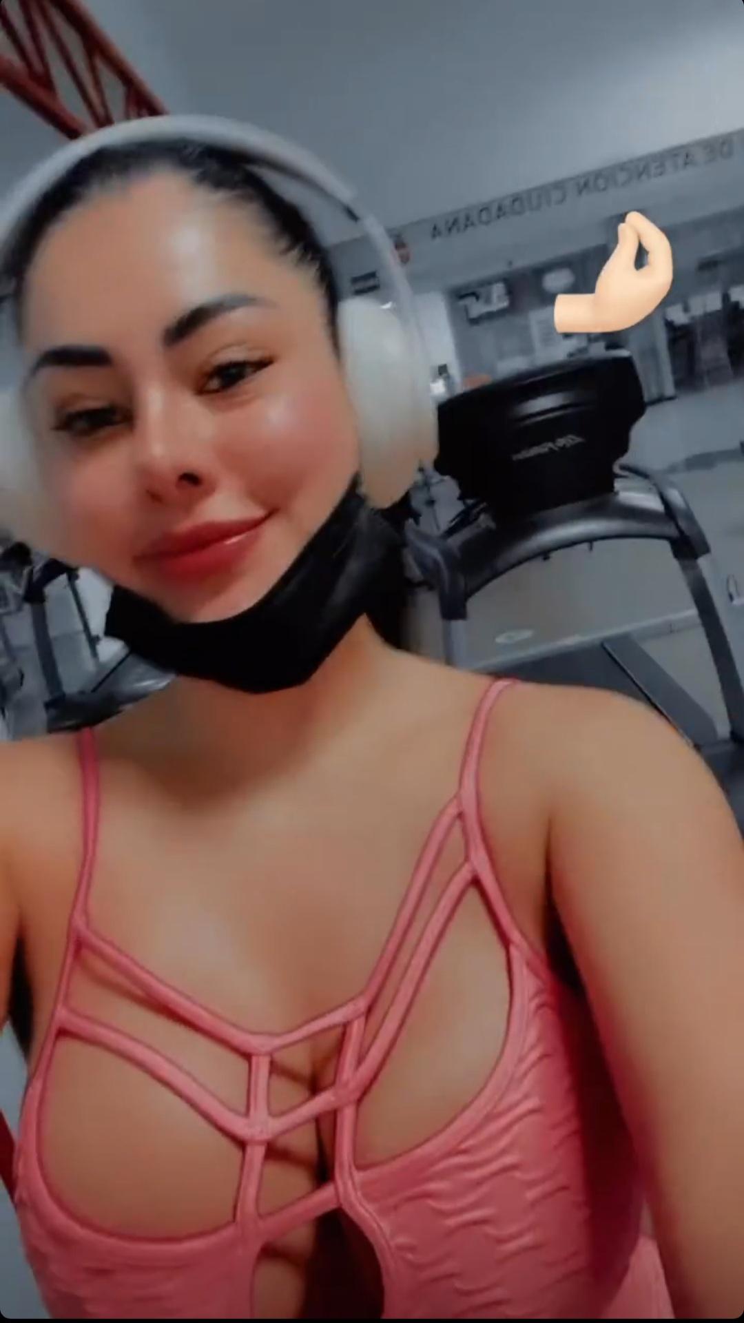 Amazing chichis ( . )( . ) | Scrolller