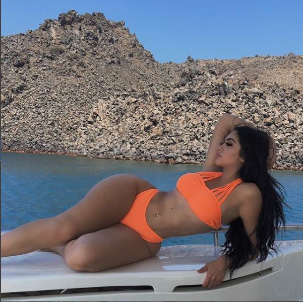 Amazing Hips | Scrolller