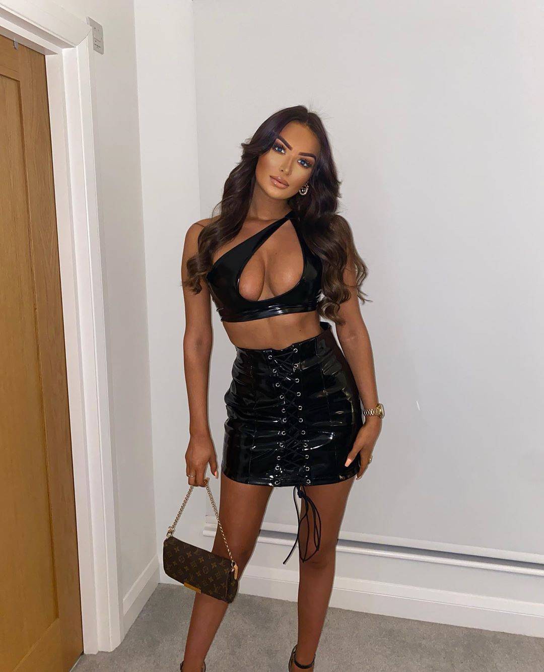 Amber😍 | Scrolller