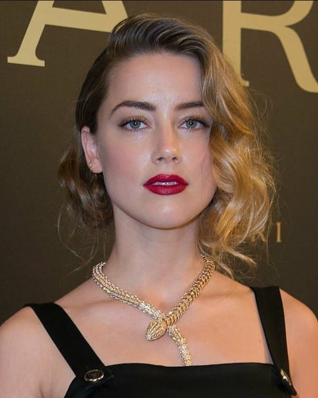 Amber Heard | Scrolller