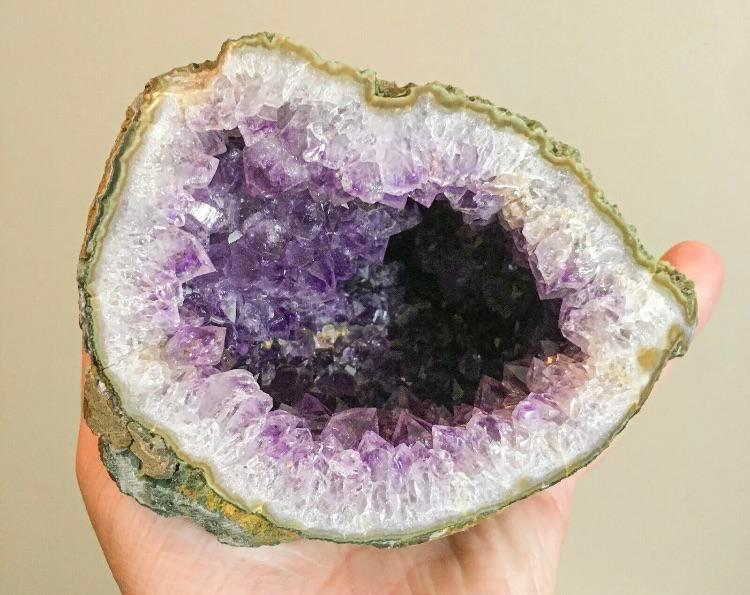 Amethyst Geode | Scrolller