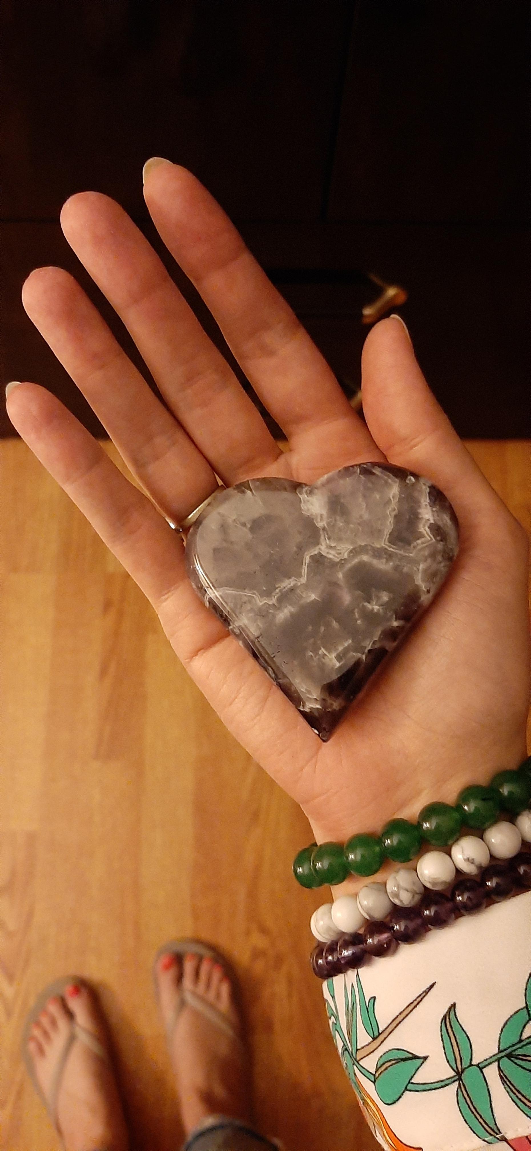 Amethyst Heart | Scrolller