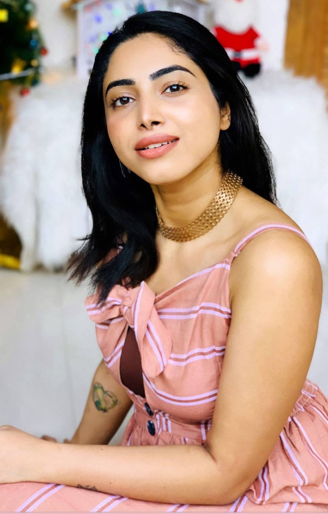 Ameya 😍 | Scrolller