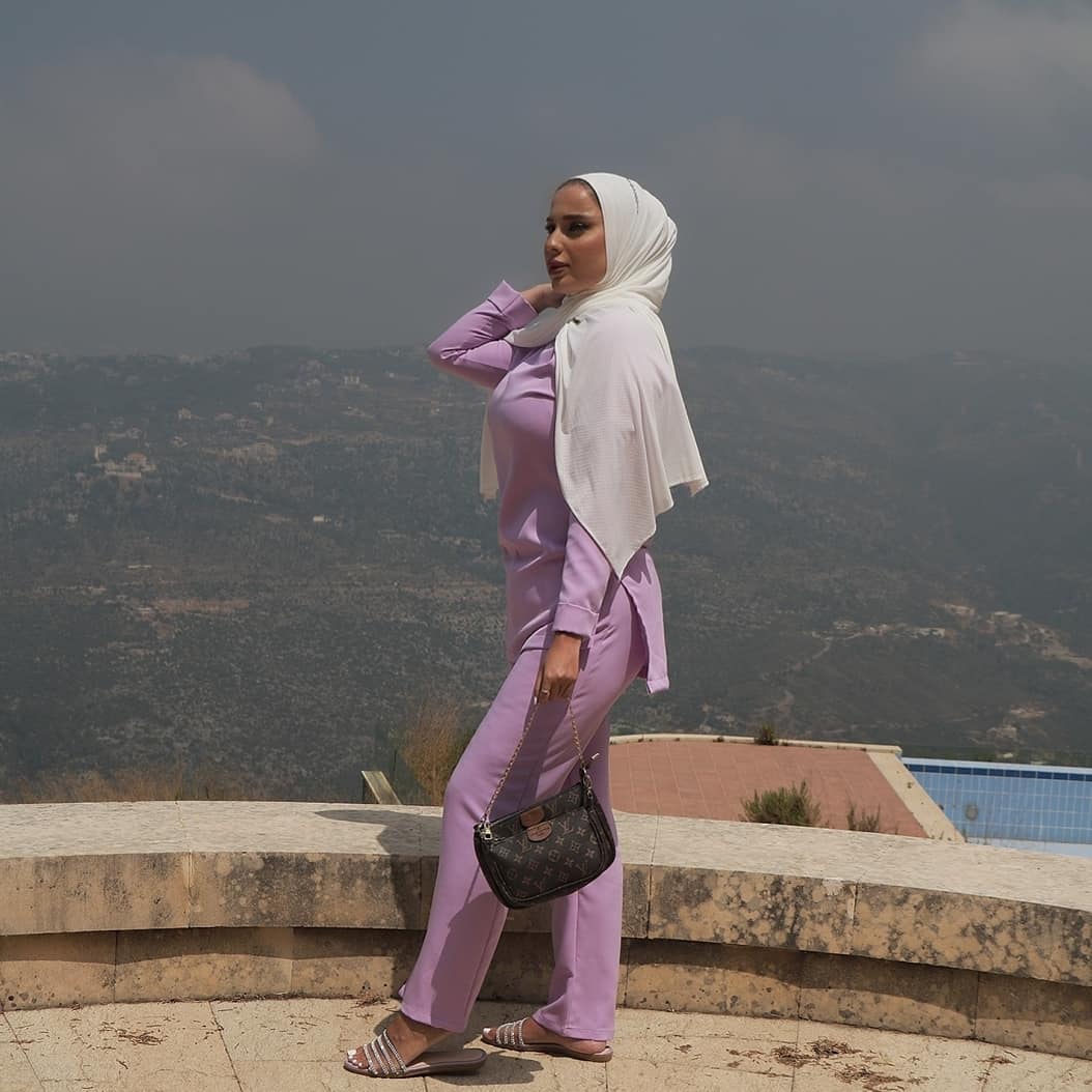 Amina Omeirat | Scrolller