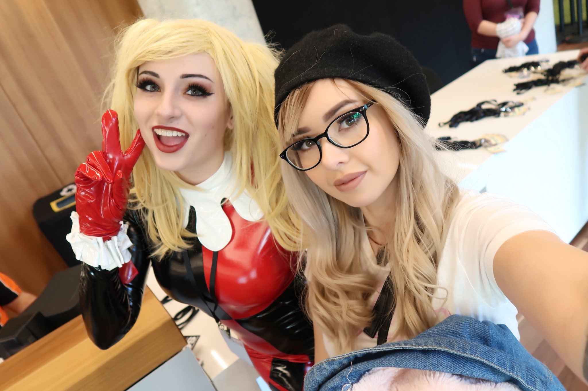 Amy x Kayla! | Scrolller