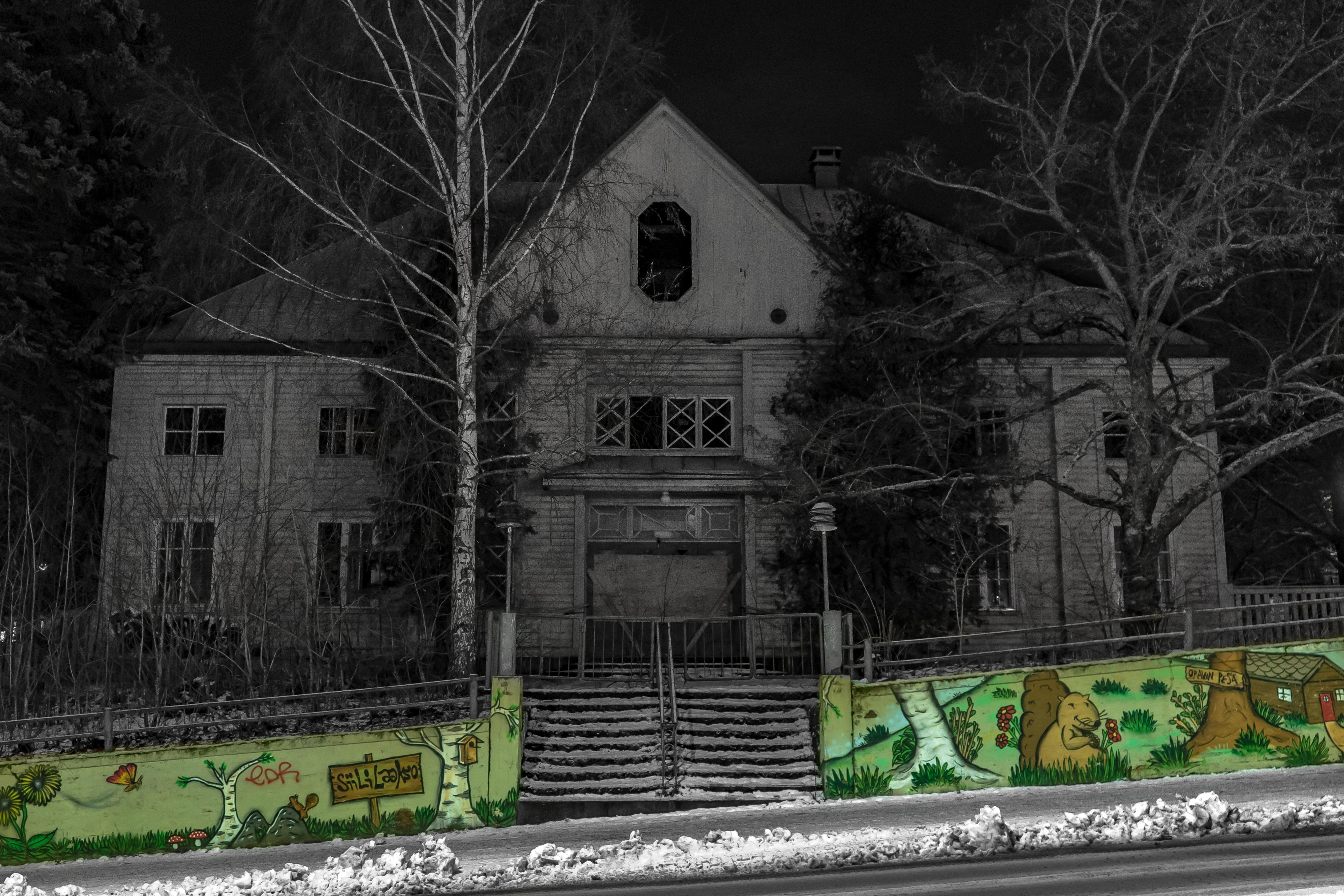 An Abandoned House in Lahti | Scrolller