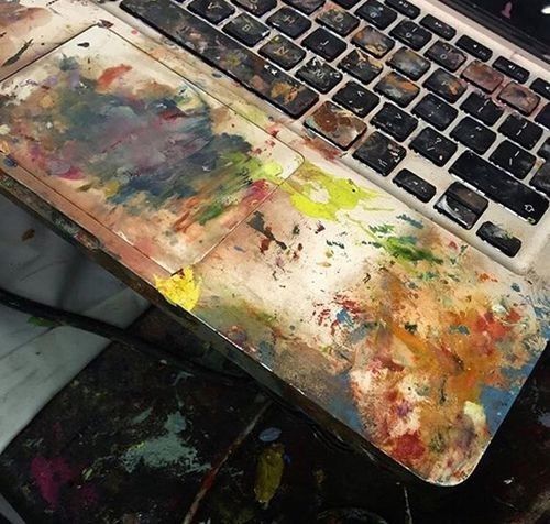 An artists computer | Scrolller