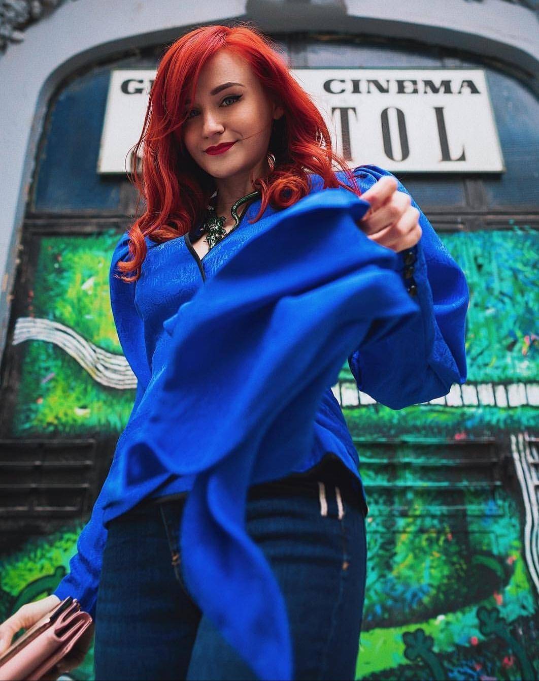 Redhead Scrolller 3157
