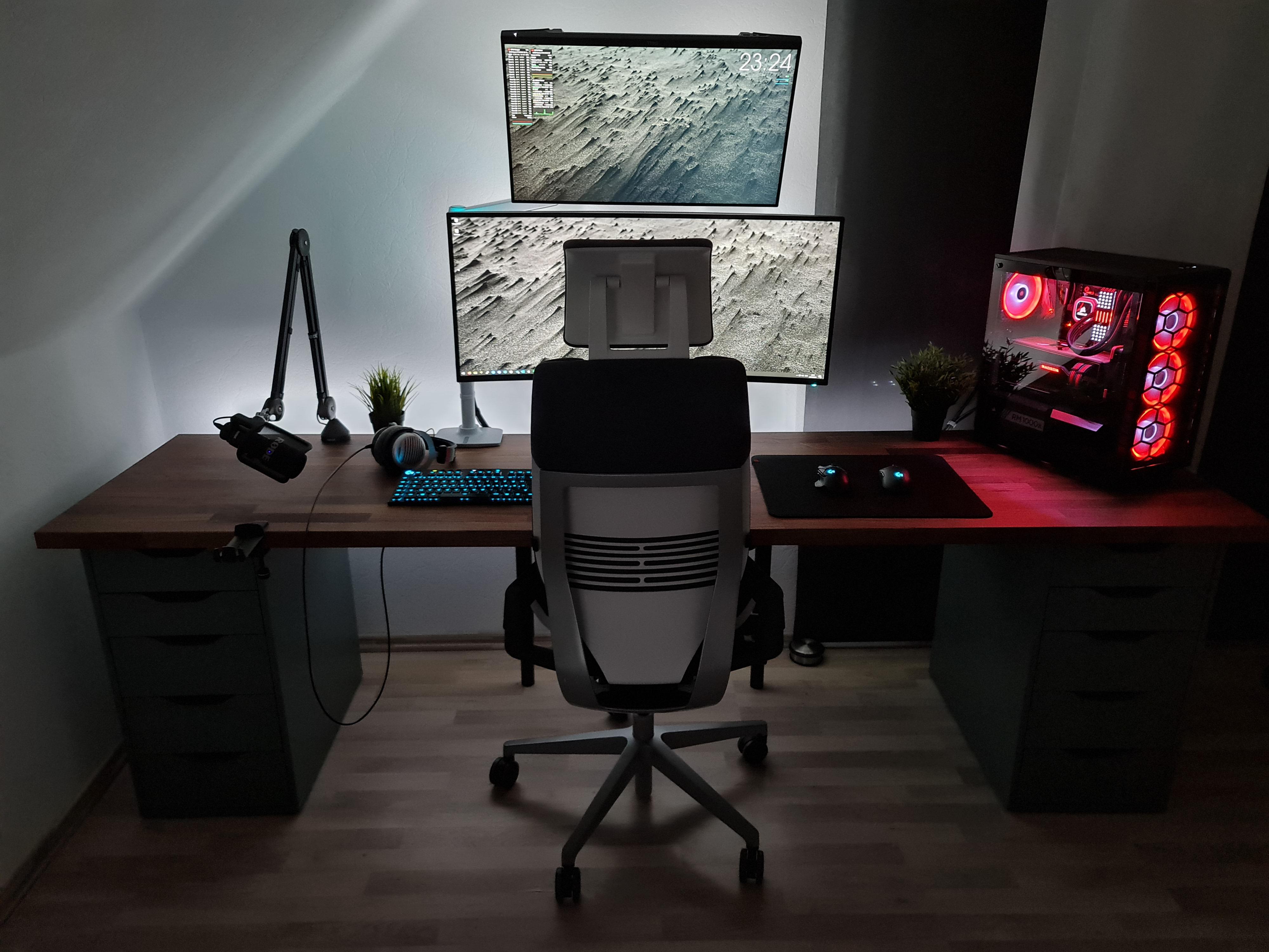 And another Karlby station... | Scrolller