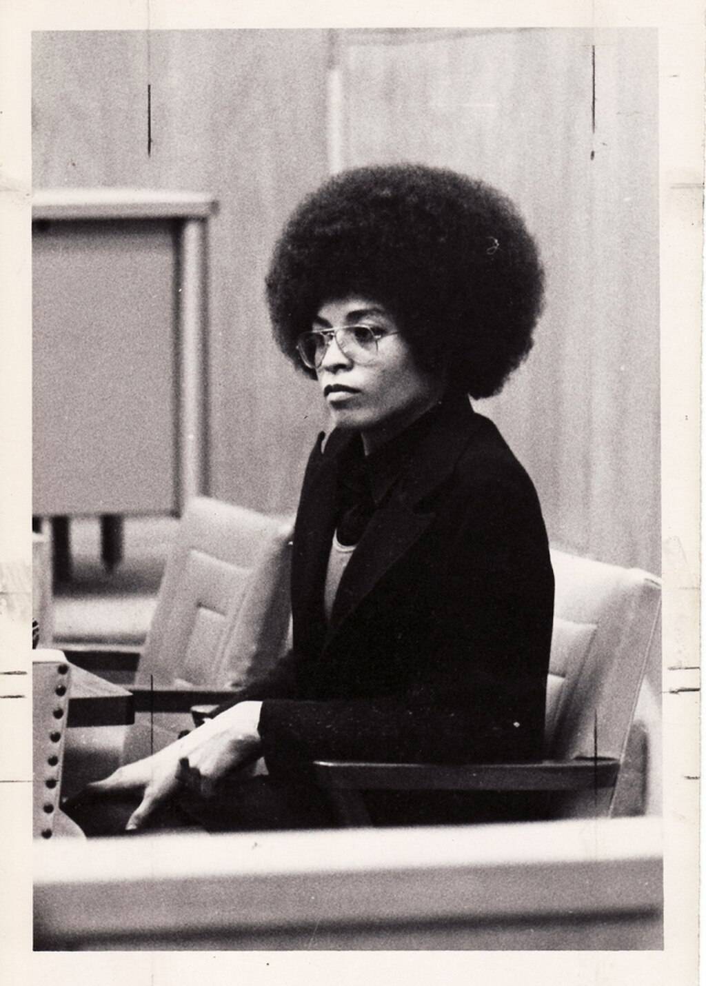Angela Davis | Scrolller