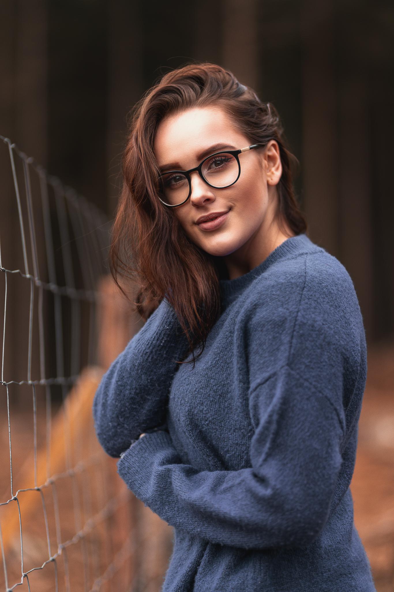 Anna Magdalena [Sony A7Rii Sigma 85mm f/1.4] | Scrolller