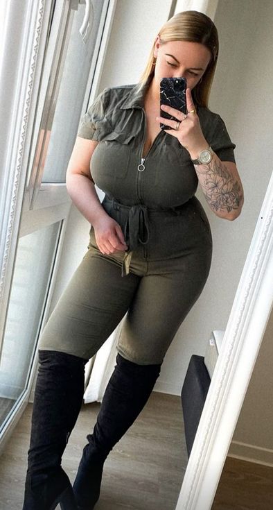 Anna´s Neuster IG Post. | Scrolller