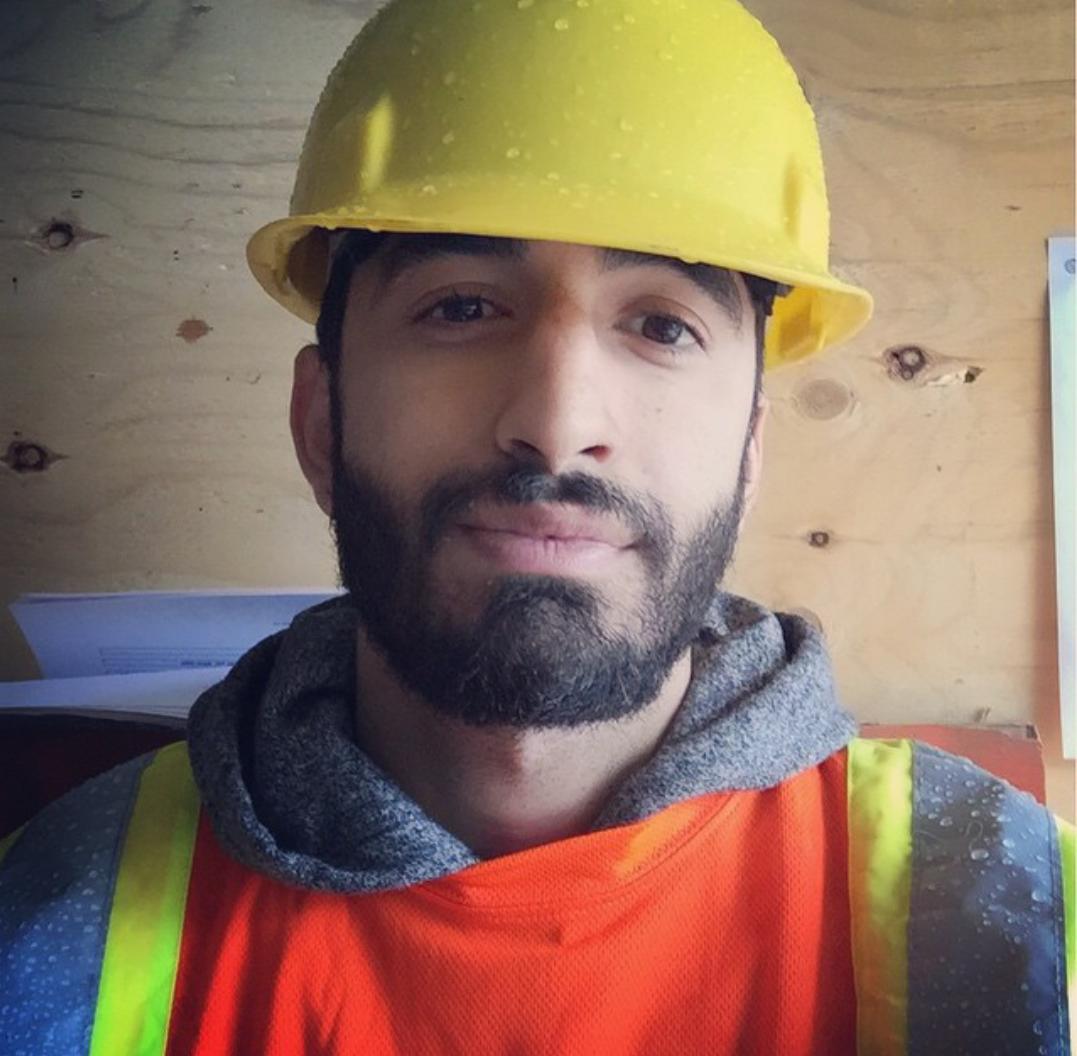 Another loooong day at work | Scrolller