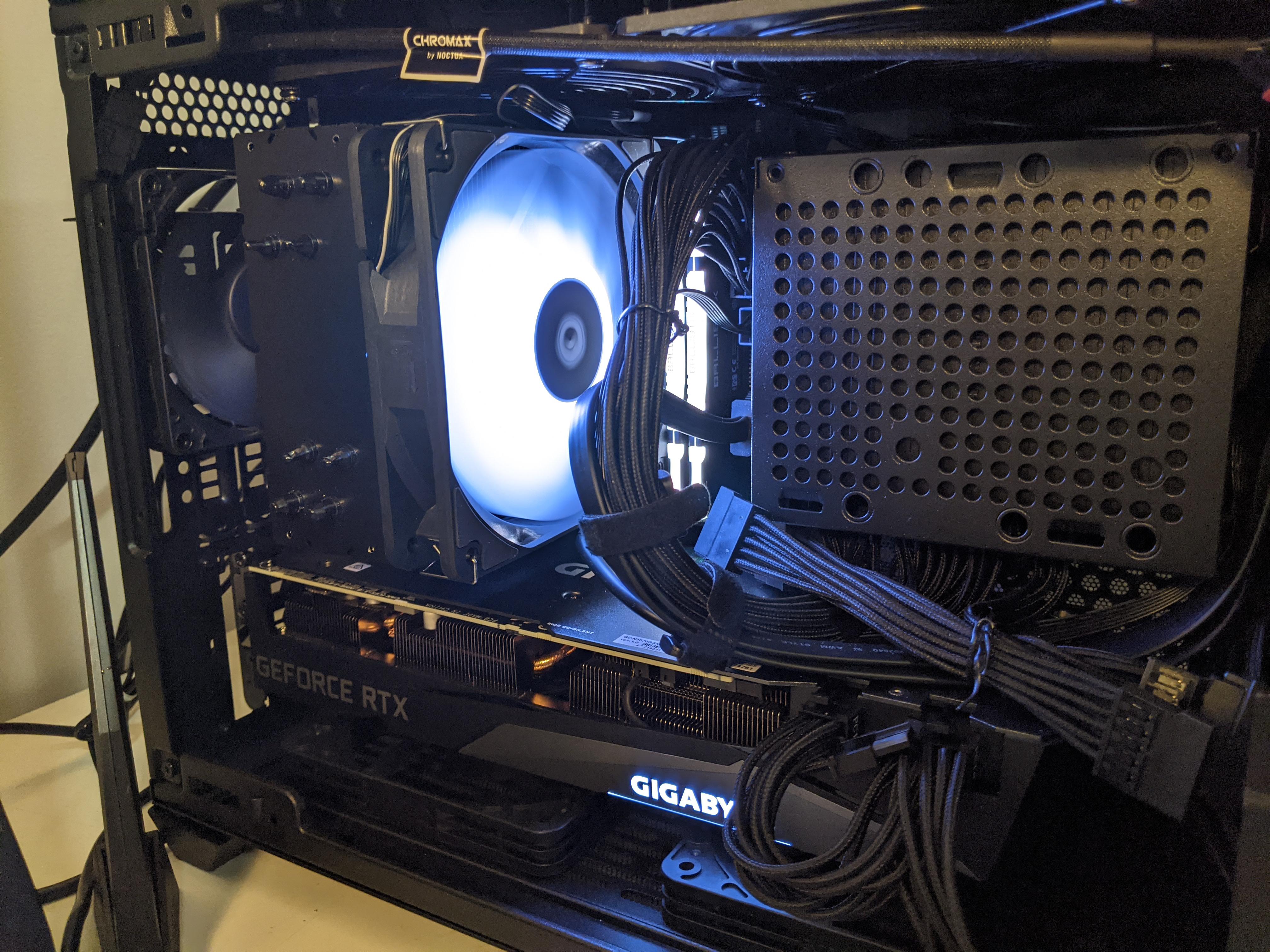 Another NR200 build | Scrolller