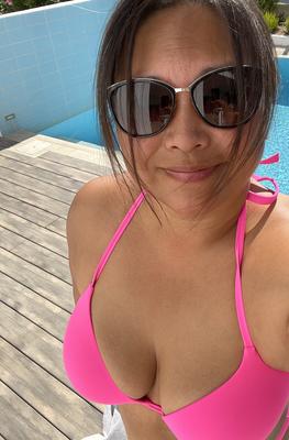 Another satisfied reviewer | Scrolller