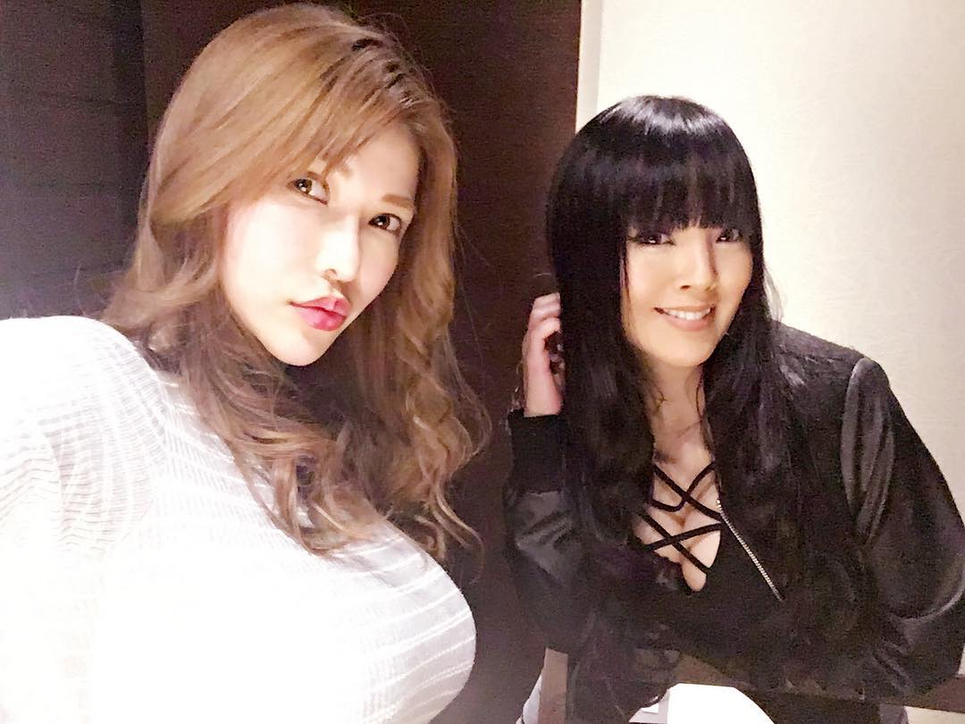 Anri & Hitomi | Scrolller