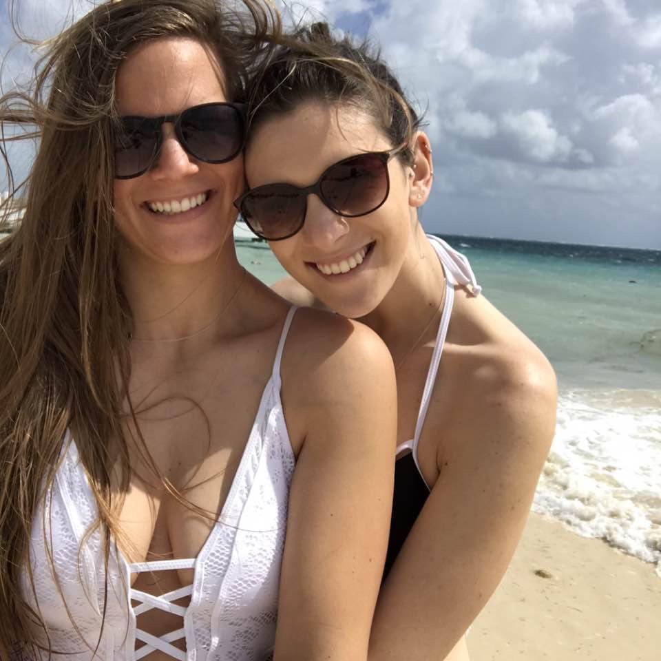 Always stroking to my lesbian friends | Scrolller