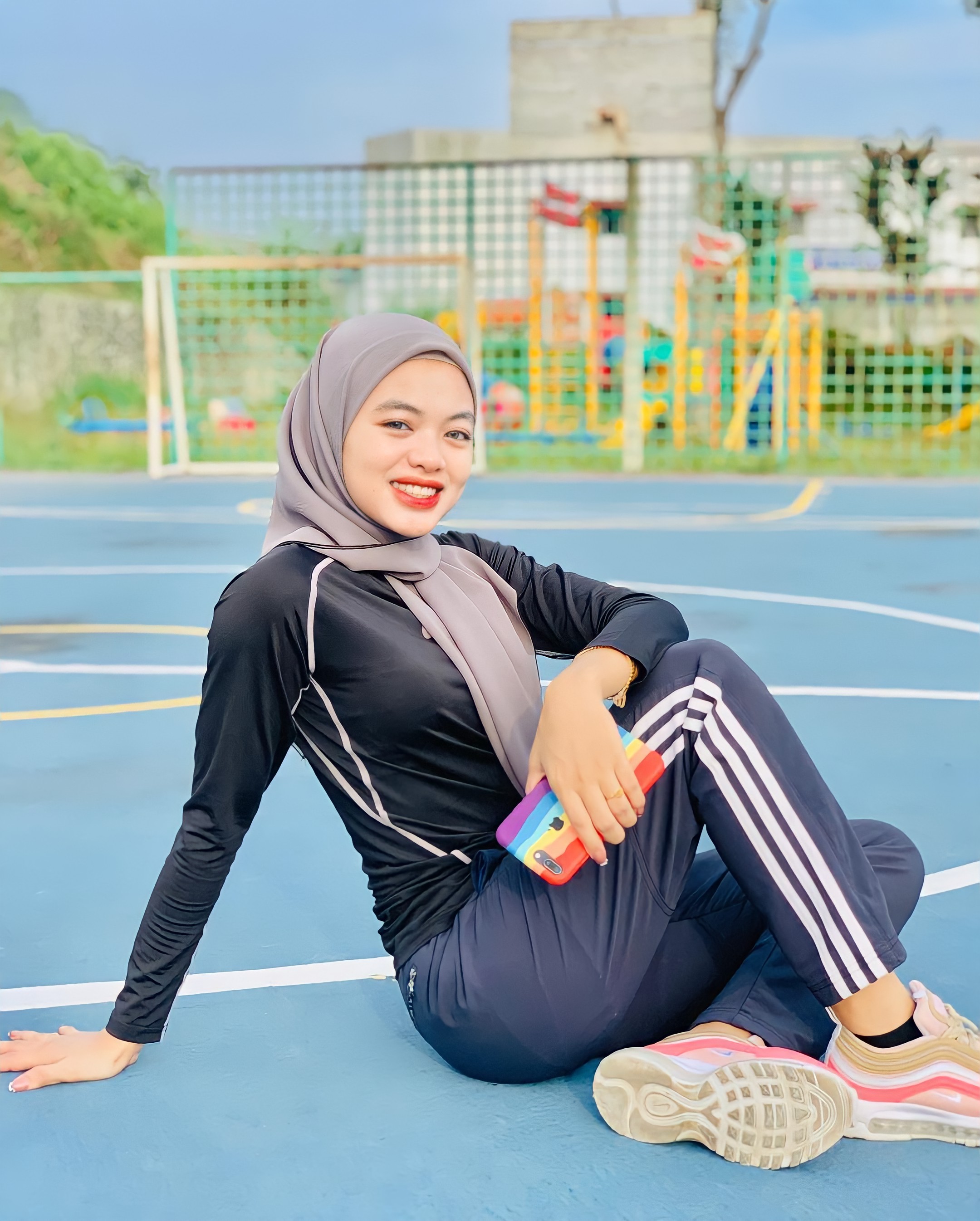 Any interest to cum this gurl 💦🎉 | Scrolller