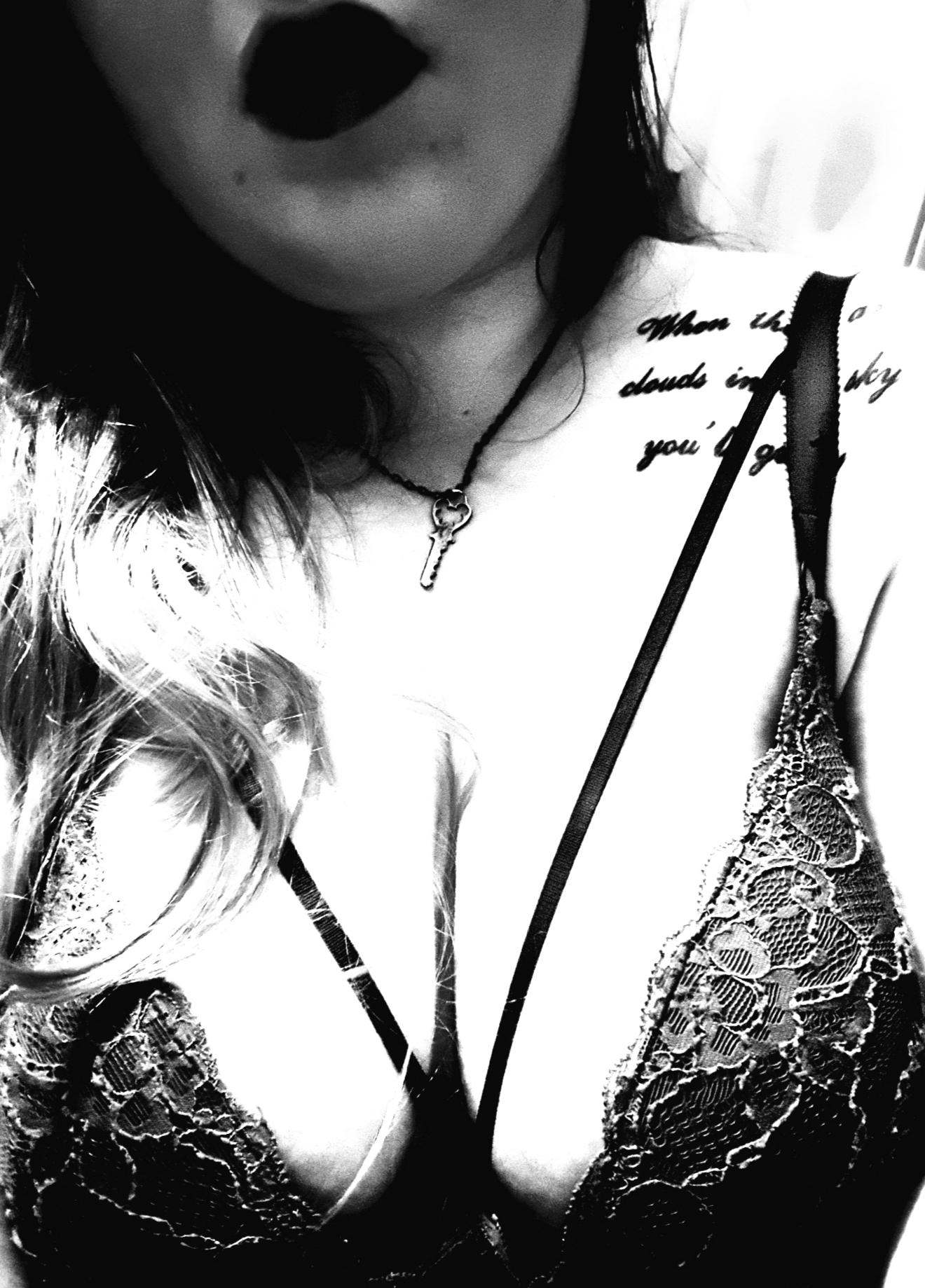 Hello... | Scrolller