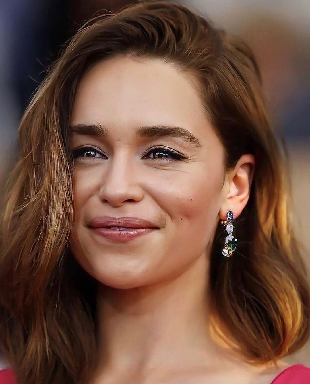 Any Virgin Buds Obsessed With Celebs Like Emilia Clarke Love