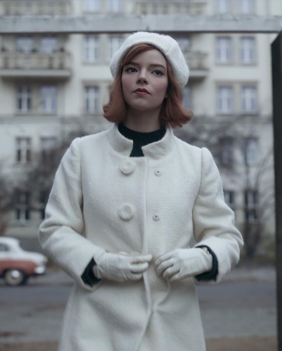 Anya as Beth Harmon | Scrolller