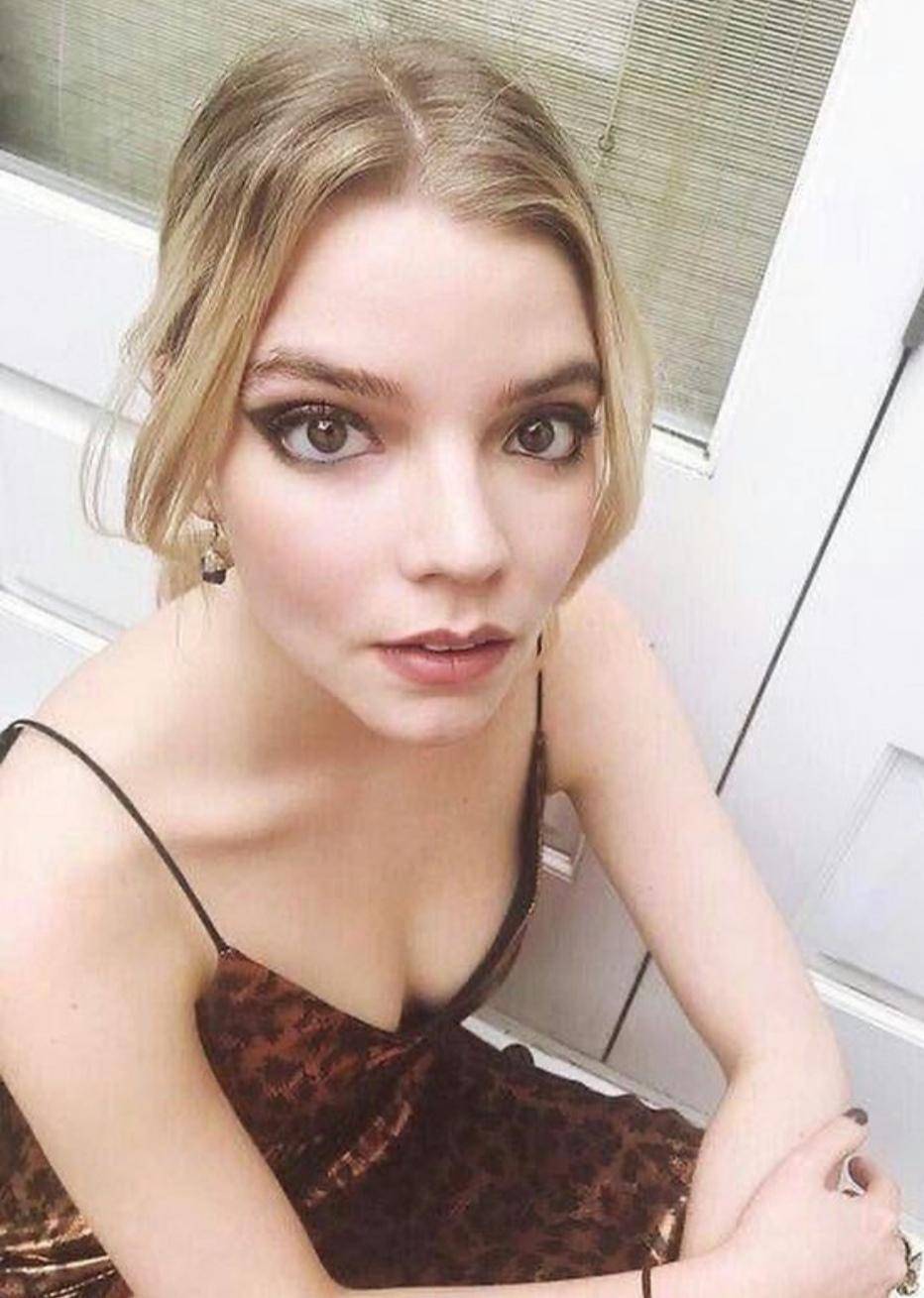 Anya Taylor-Joy is waiting our warm cum 💦💦💦 | Scrolller