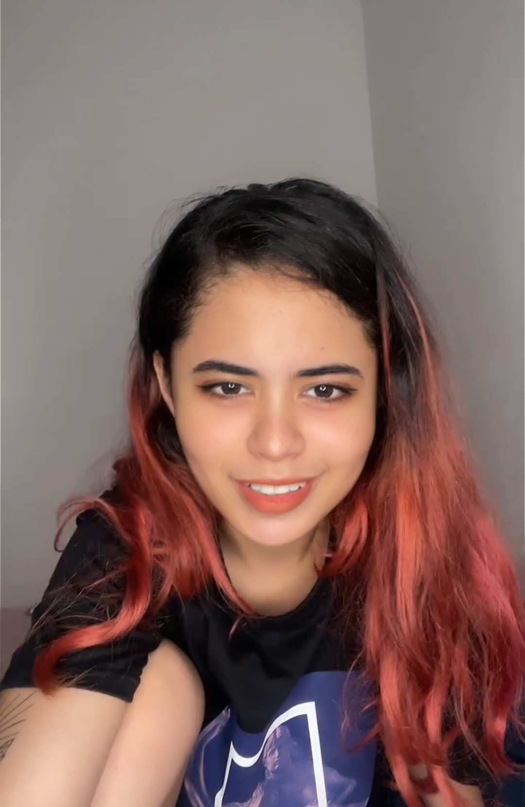 anyone know her name? | Scrolller