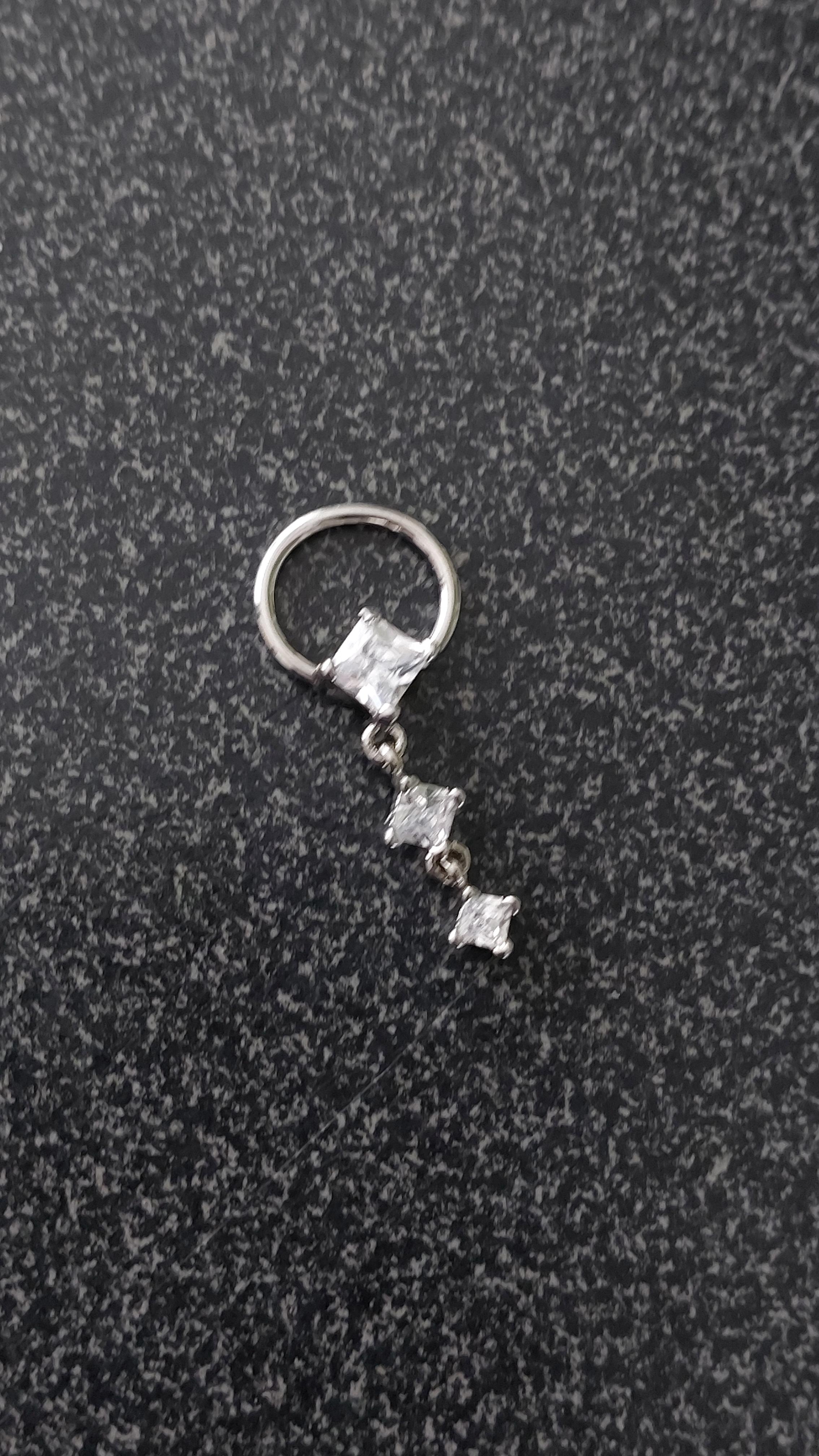 anyone know how to open this earring?? | Scrolller